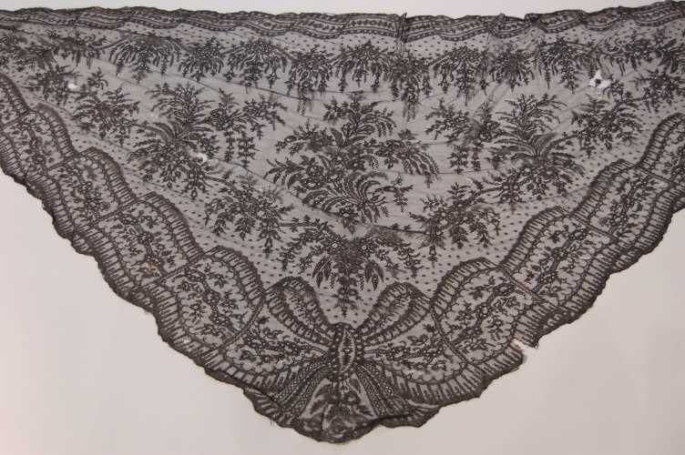 Lot 427 - A group of damaged shawls, stoles, mainly