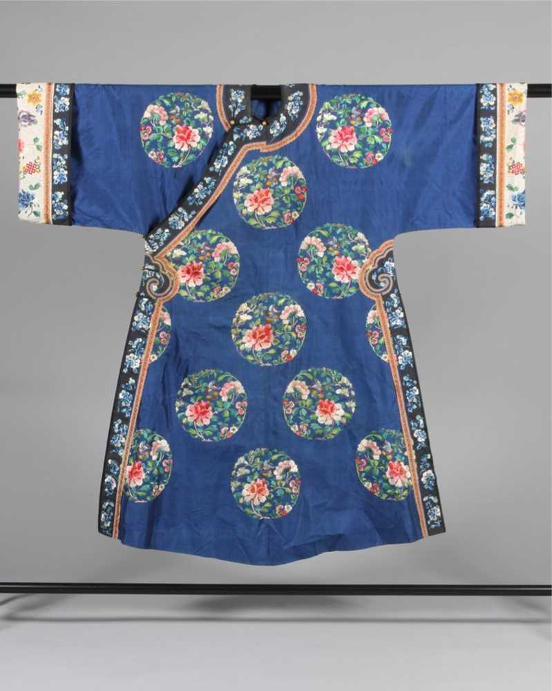Lot 341 - A royal blue silk lady's robe, chang-fu,