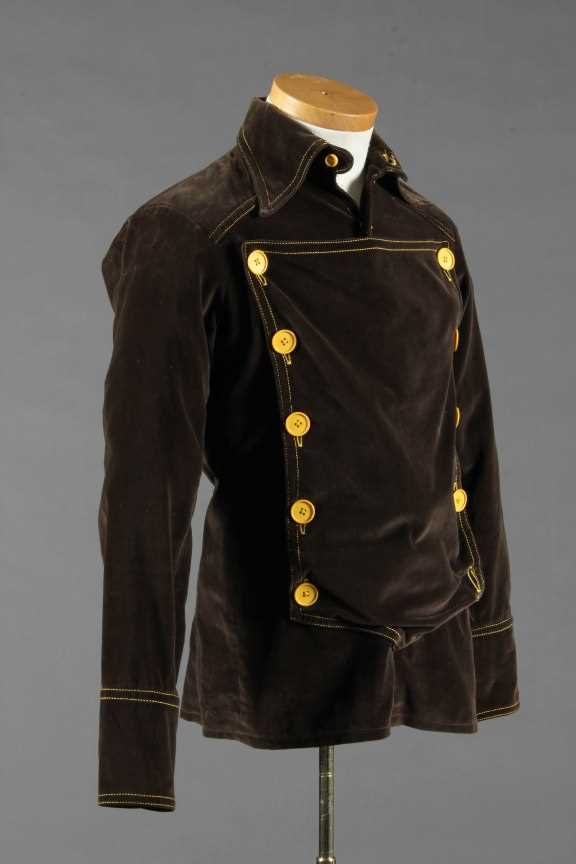 Lot 397 - A Mr Freedom brown velvet confederate-style