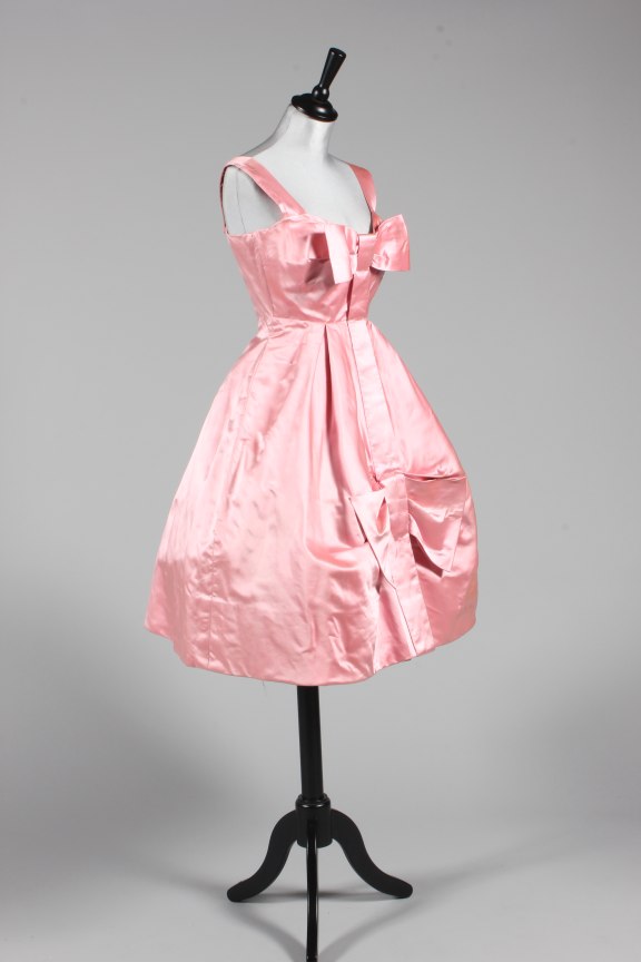 Lot 176 - A Rahvis couture pink satin cocktail dress,