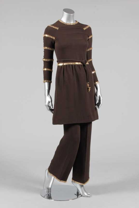 Lot 250 - A Marc Bohan for Dior couture brown