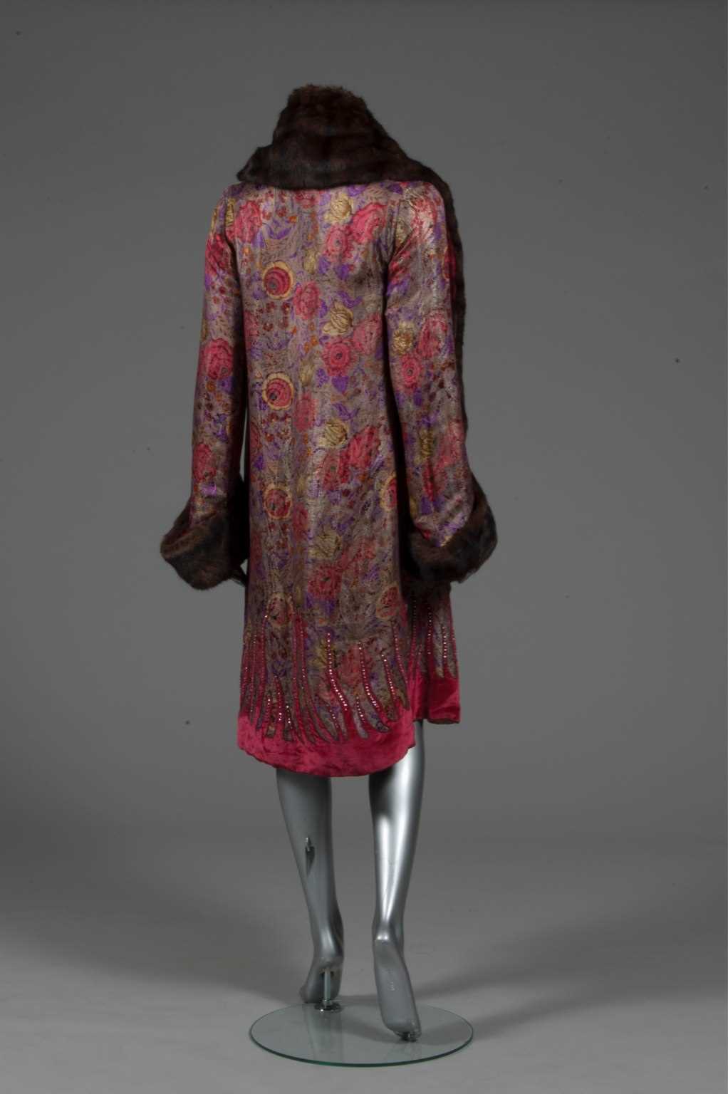 Lot 74 - An opera coat, late 1920s, of printed floral