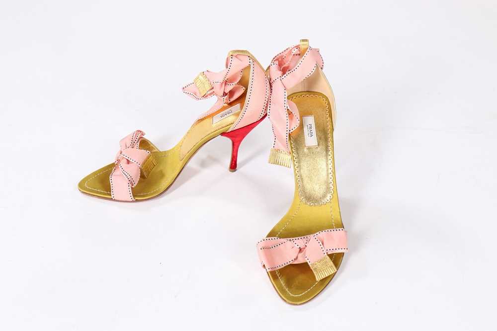 Lot 280 - Five pairs of summery shoes, modern,
