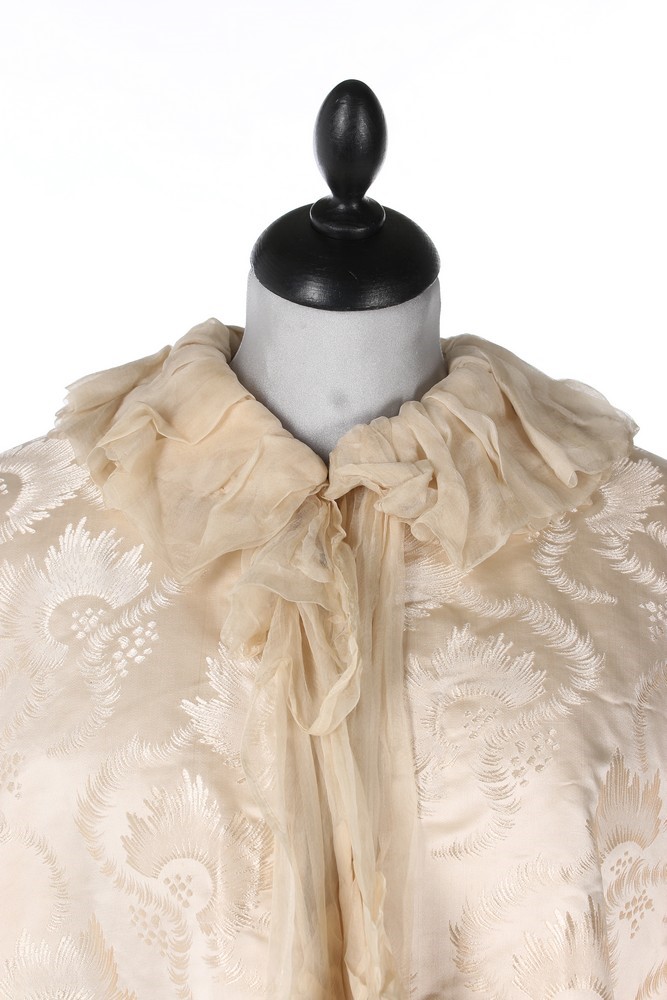 Lot 401 - A group of Victorian clothing, mainly