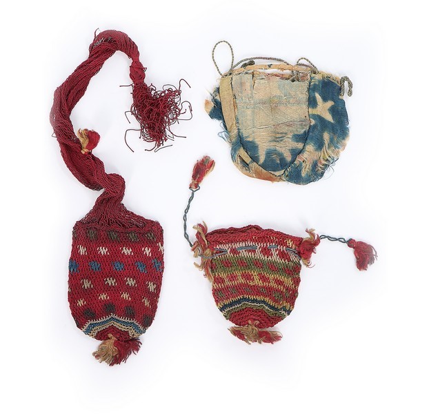 Lot 75 - A plaited ribbon and straw quill-work