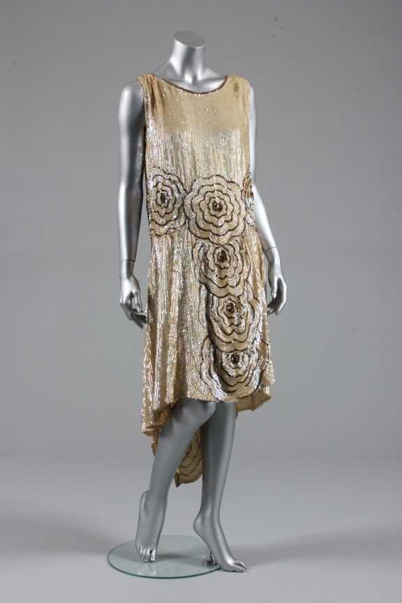 Lot 217 - A sequined flapper dress, French, circa 1928,