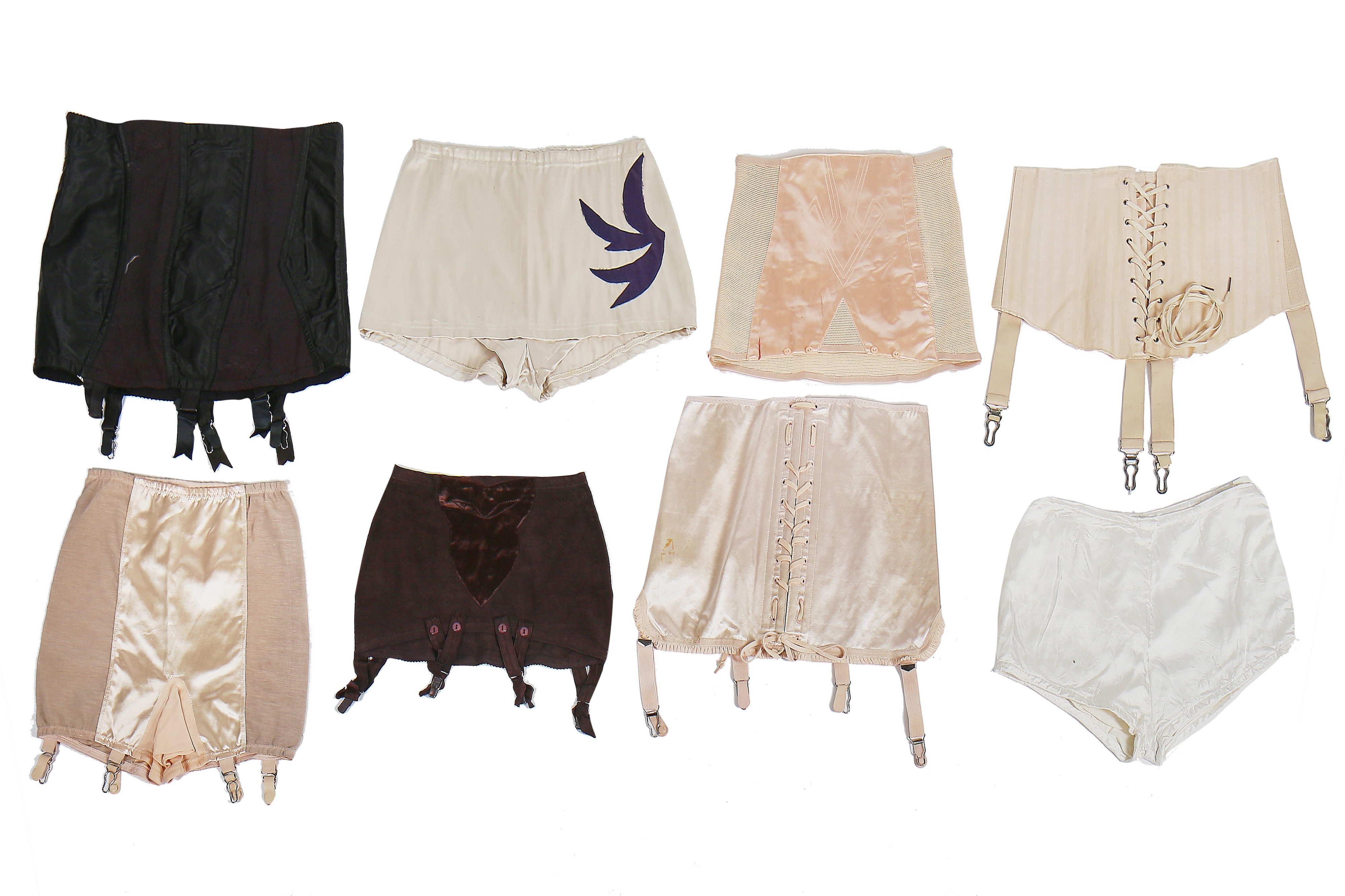 Lot 63 - A group of bras and girdles, dating from the