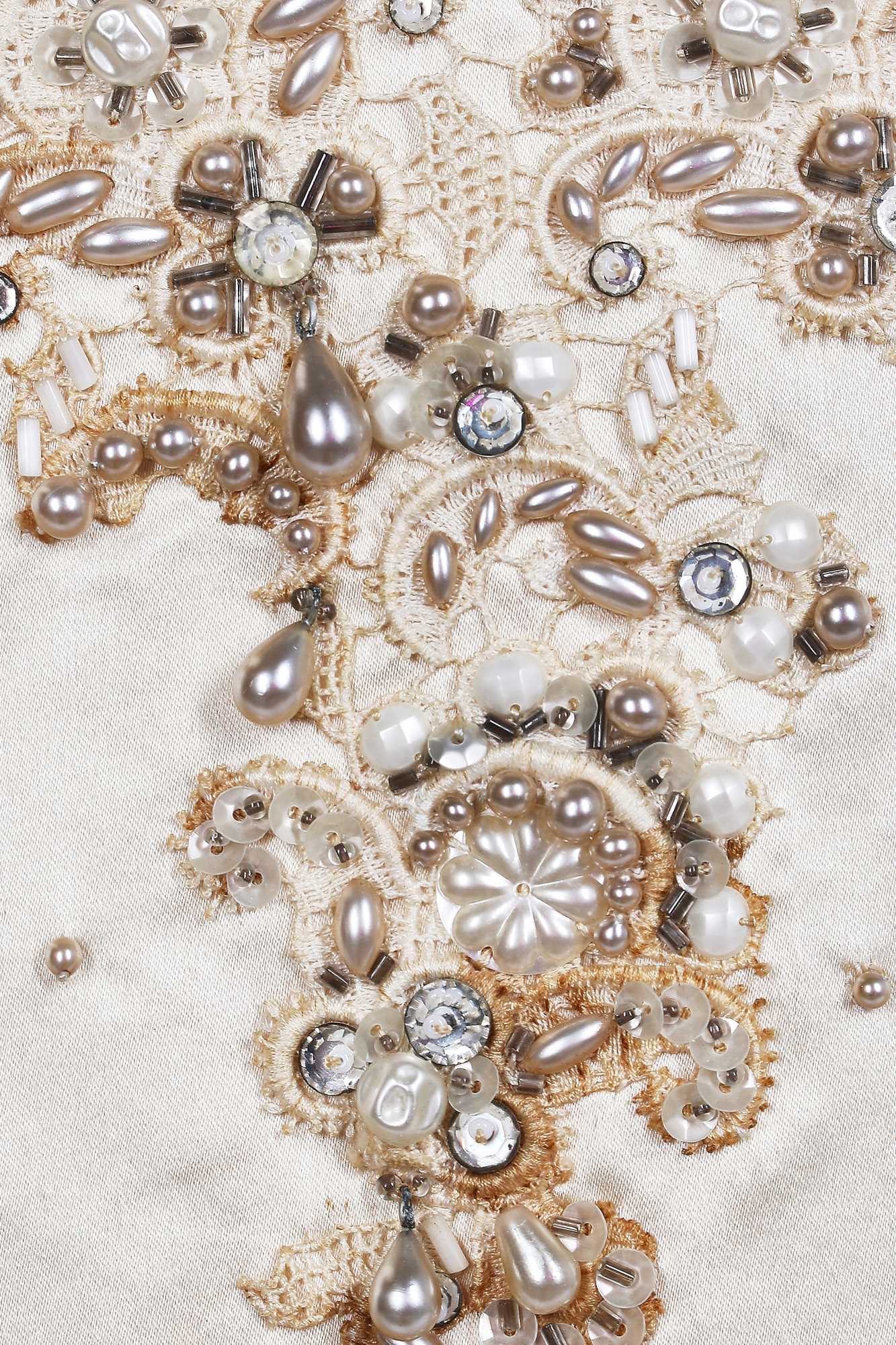 Lot 97 - A good Norman Hartnell couture satin bridal