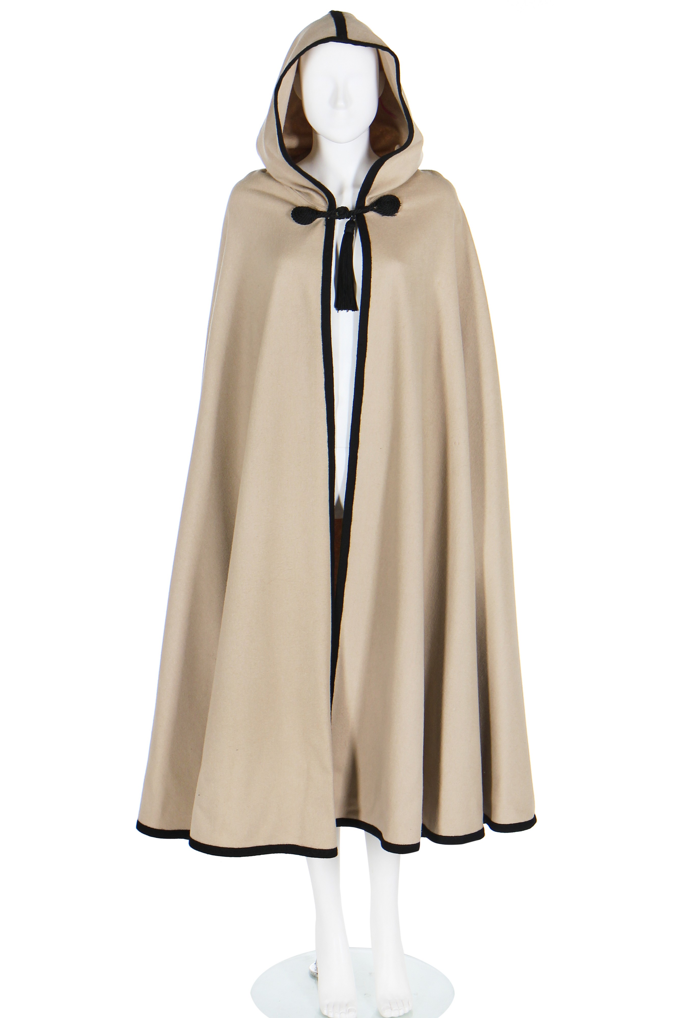 Lot 162 - An Yves Saint Laurent burnouse-style wool