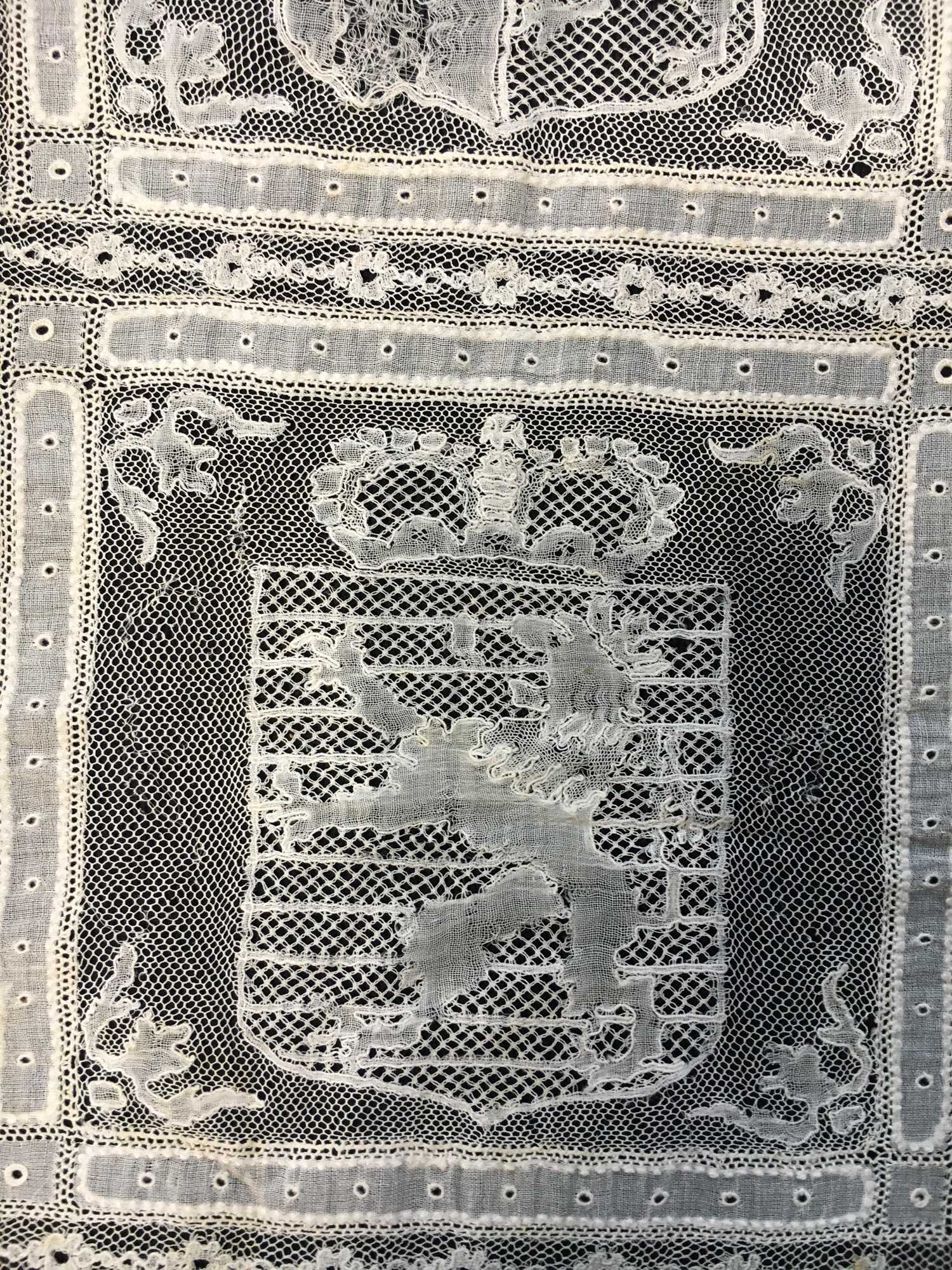 Lot 445 - A rare Mechlin armorial panel, mid-19th