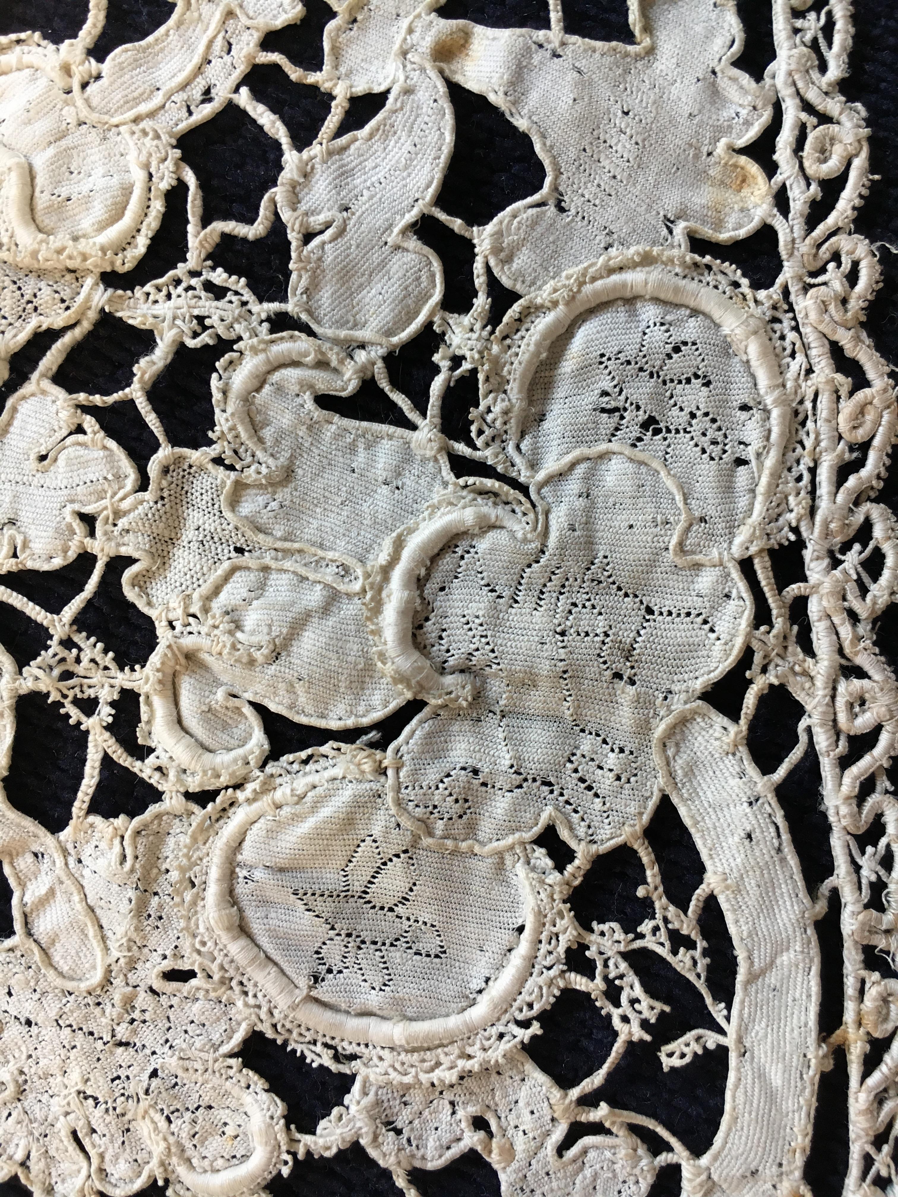 Lot 437 - An unusual panel of Gros Point de Venise