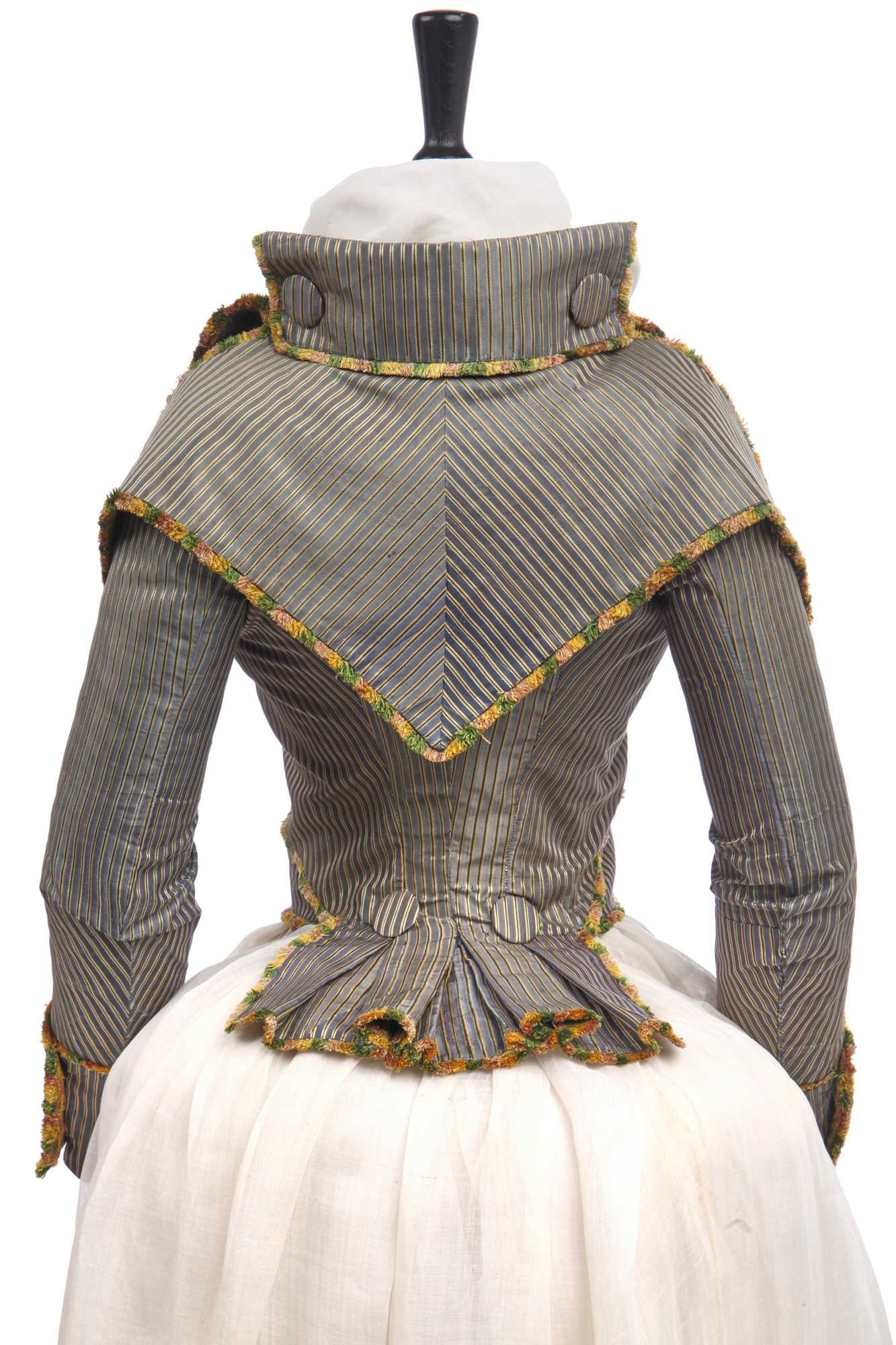 Lot 297 - A fine and rare striped silk caraco à la