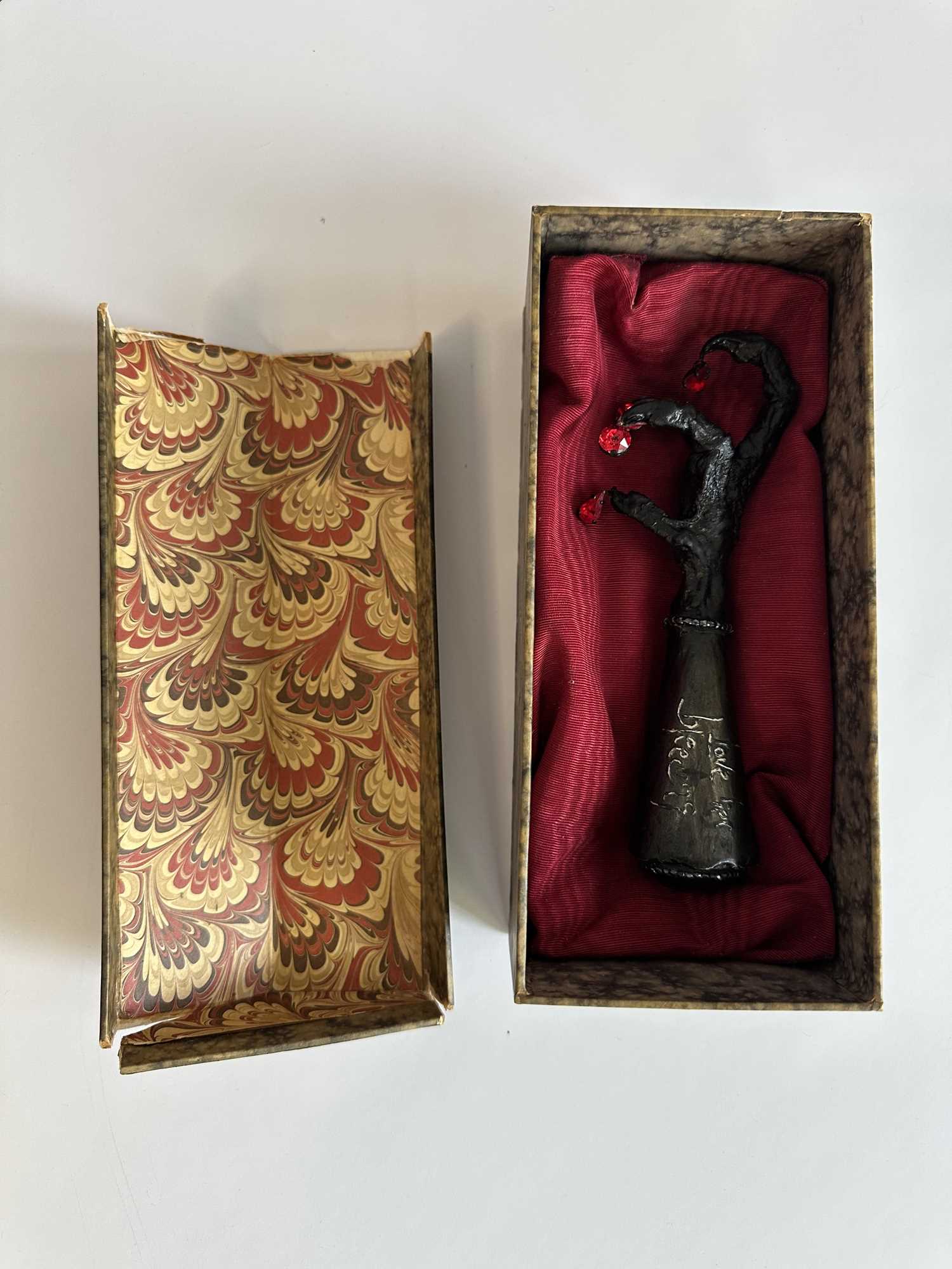 Lot 465 - A Simon Costin for Alexander McQueen brooch,