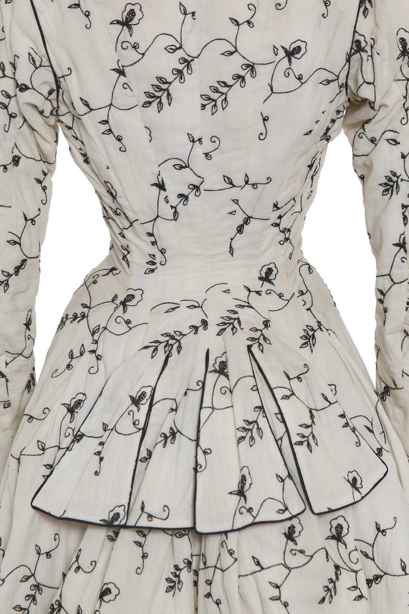 Lot 19 - Nicole Kidman's costume as Isabel Archer for