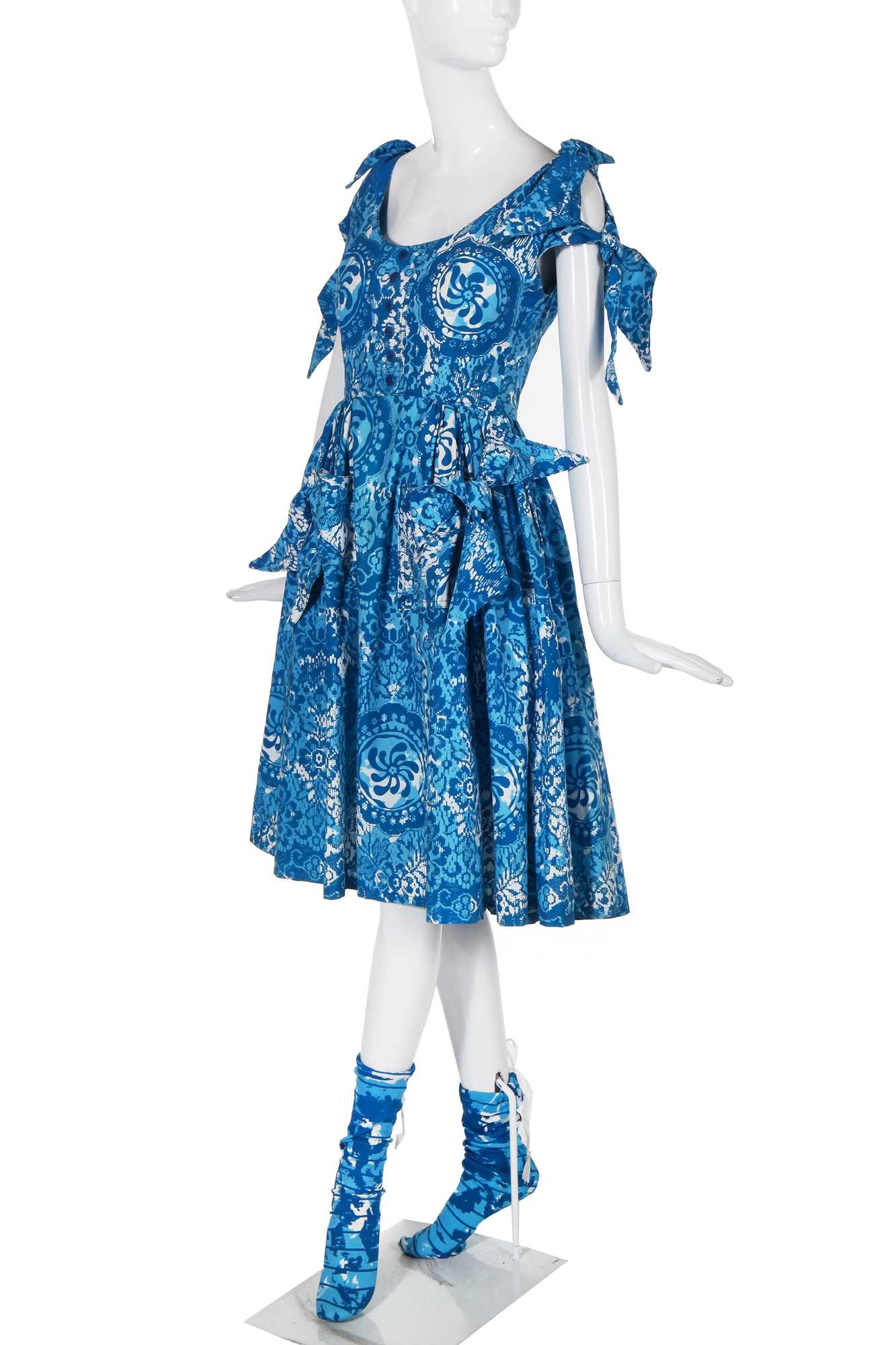 Lot 202 - A Sue Clowes printed cotton sundress,