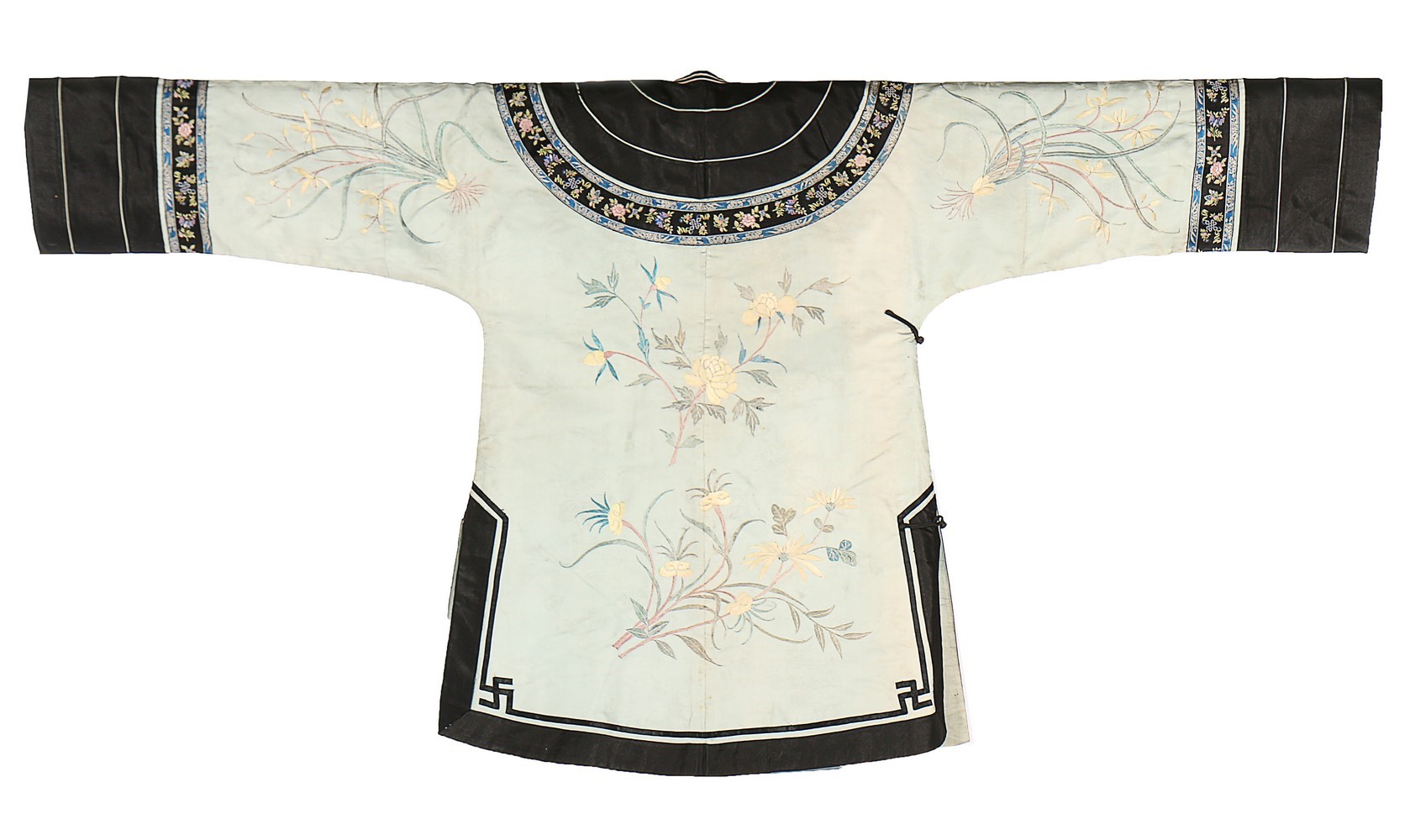 Lot 523 - A woman's informal robe, changfu, Chinese,
