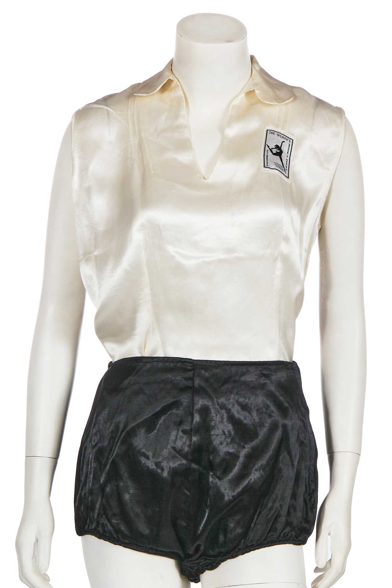 Lot 464 - A Women's League of Health and Beauty ivory