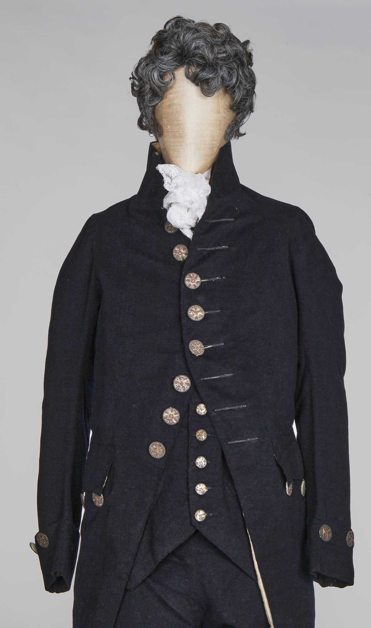 Lot 16 - A navy blue wool gentleman's court suit,