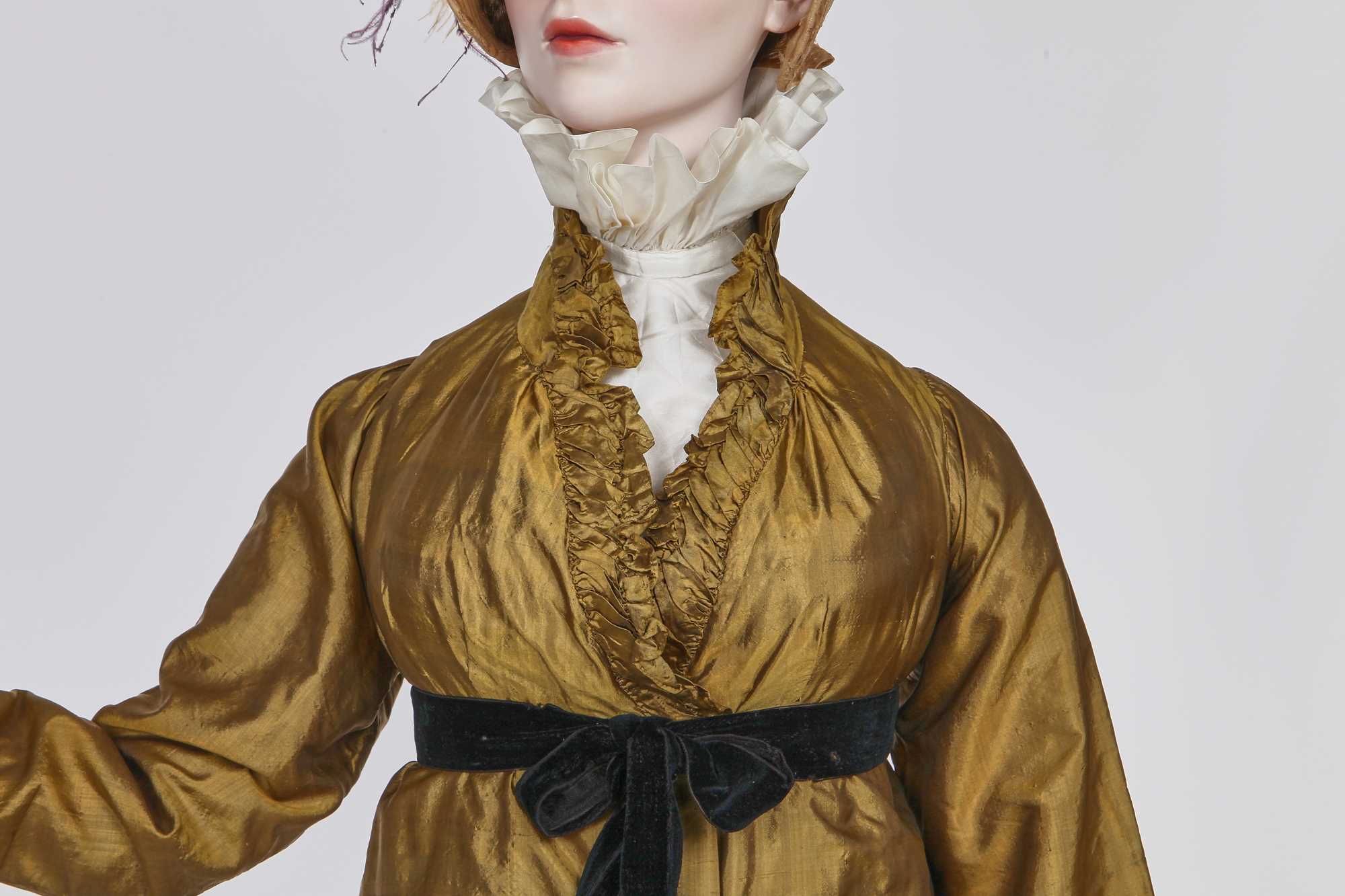 Lot 90 - A brown-green sarsanet redingote/pelisse,