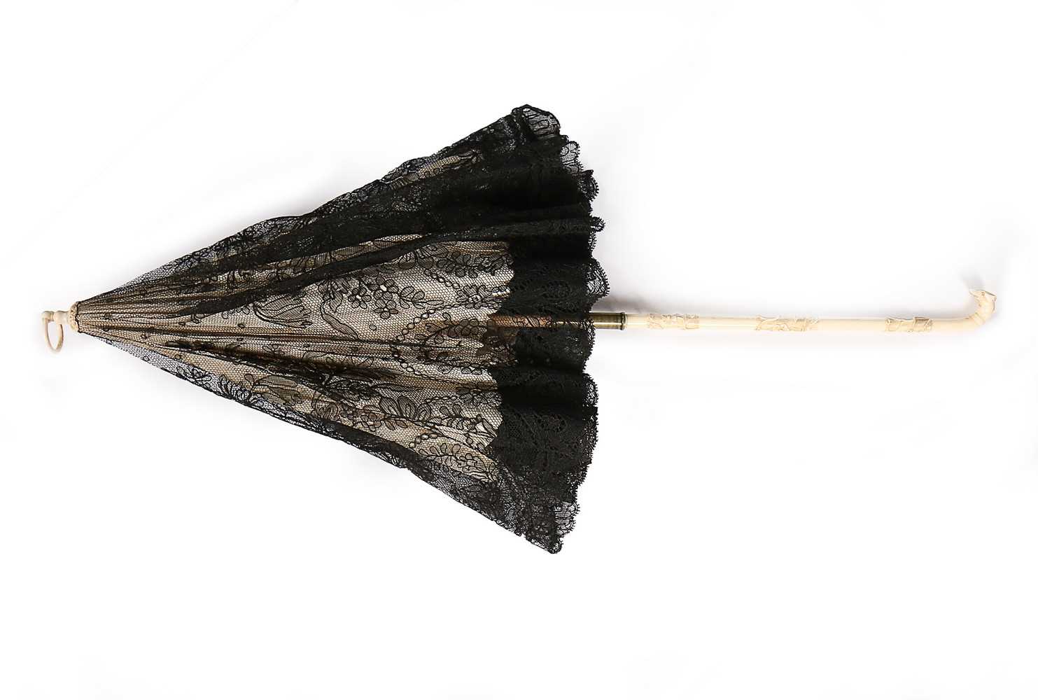 Lot 502 - A folding carriage parasol, circa 1860, with