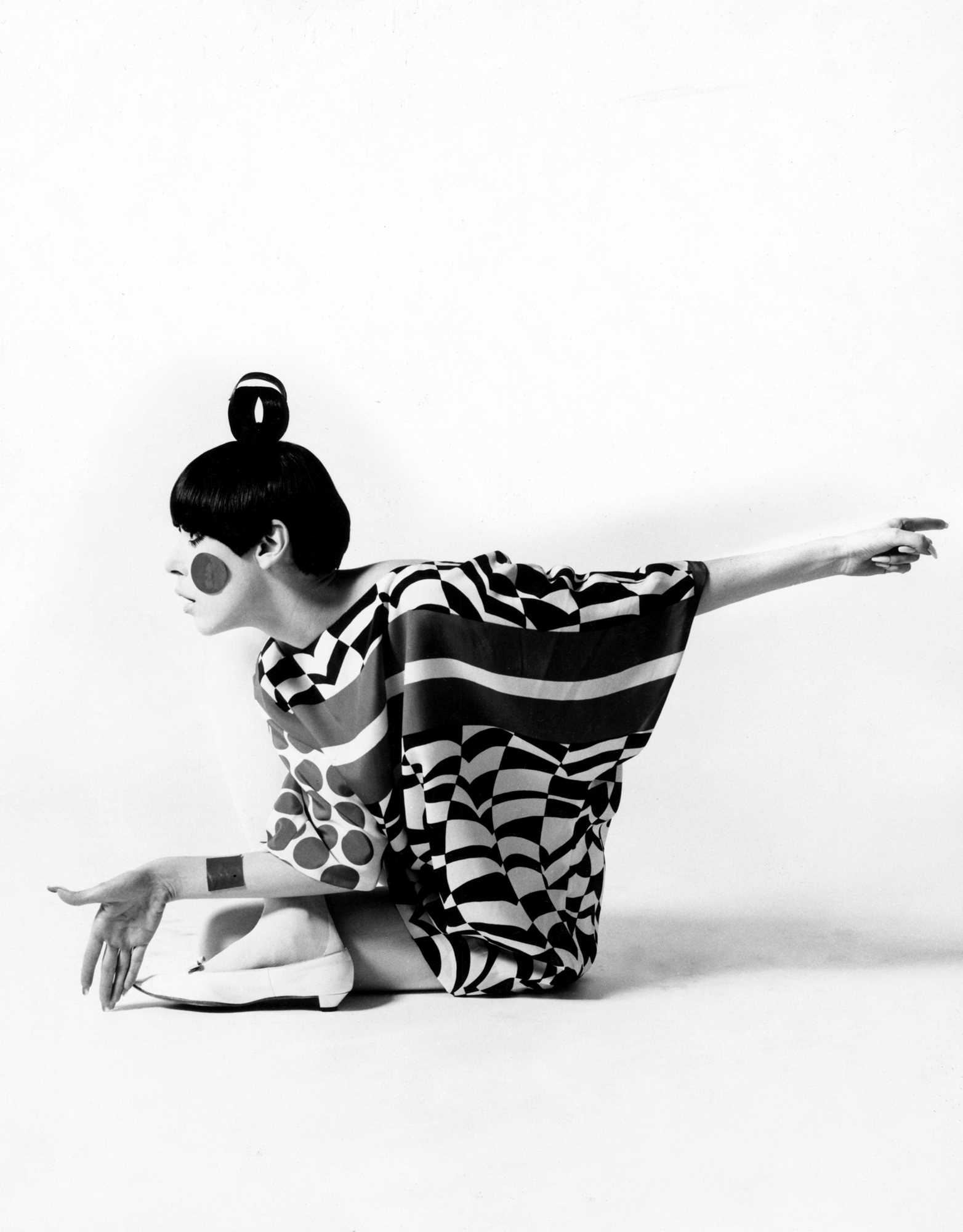 Lot 62 - Peggy Moffit's Rudi Gernreich 'Kite' dress,
