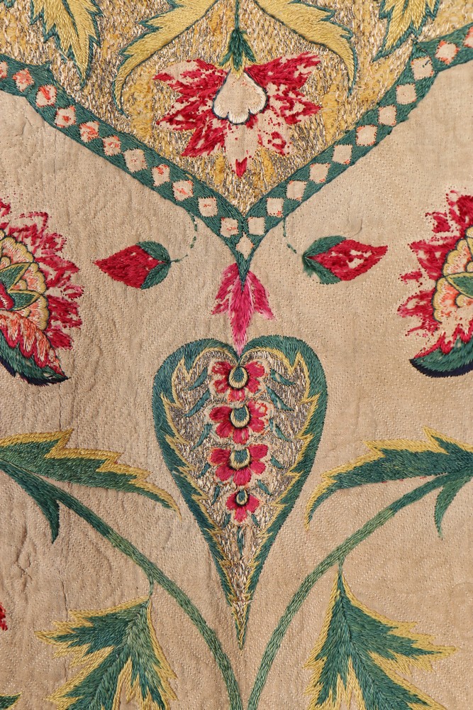 Lot 466 - An Islamic Mughal silk-embroidered cotton