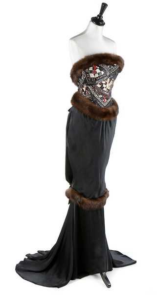 Lot 300 - A Chanel couture 'Chess' dress,