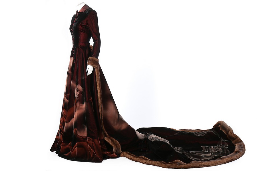 Lot 392 - A Jean-Louis Scherrer by Stephane Rolland