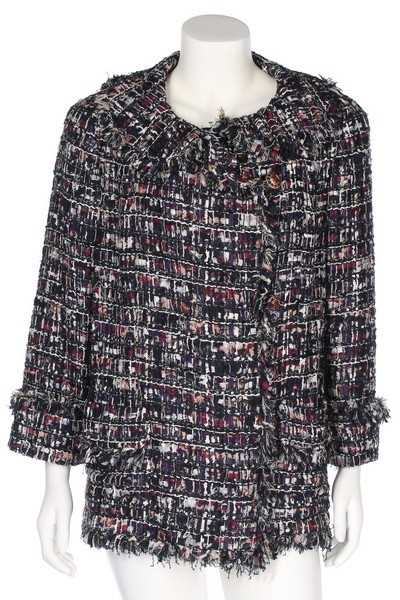 Lot 170 - A Chanel cotton and silk tweed jacket in