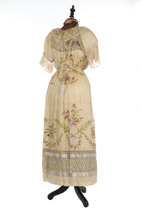 Lot 144 - An embroidered muslin dress, circa 1914-18,