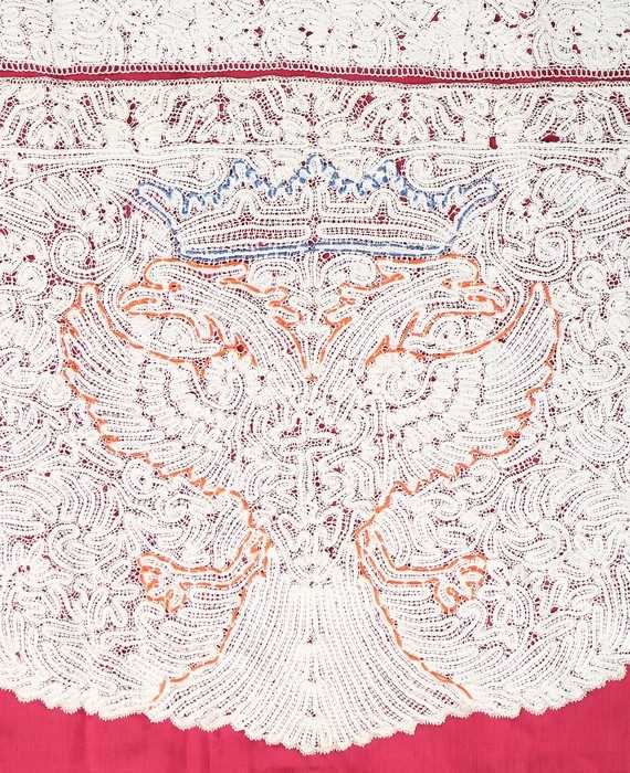 Lot 428 - Russian and Eastern European lace, mainly