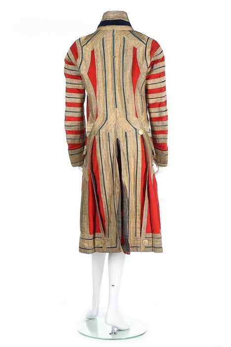 Lot 30 - A footman's livery from the Royal Hanoverian