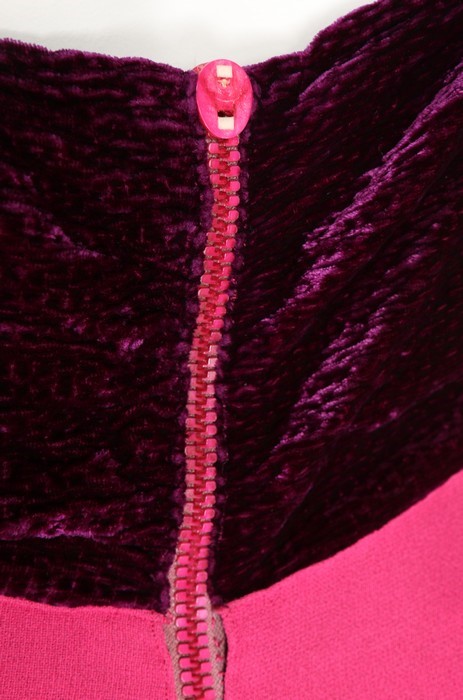 Lot 60 - An Elsa Schiaparelli couture 'shocking pink'