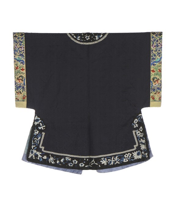 Lot 379 - A navy damask satin informal robe, chang-fu,