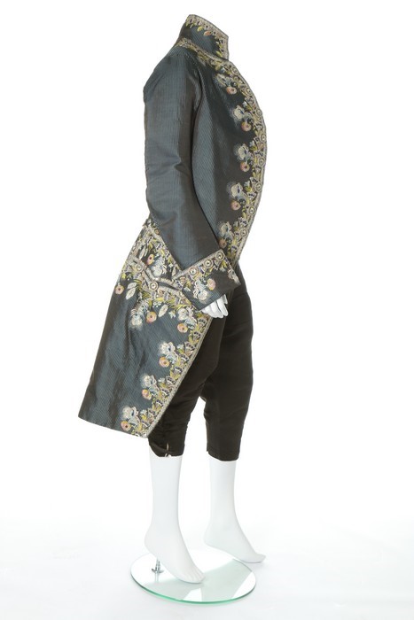 Lot 26 - A man's elaborately embroidered court coat,