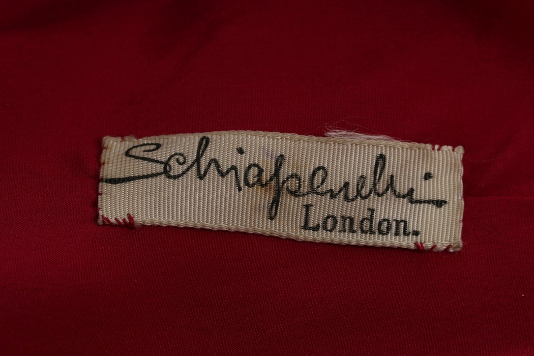Lot 63 - An Elsa Schiaparelli couture shocking pink