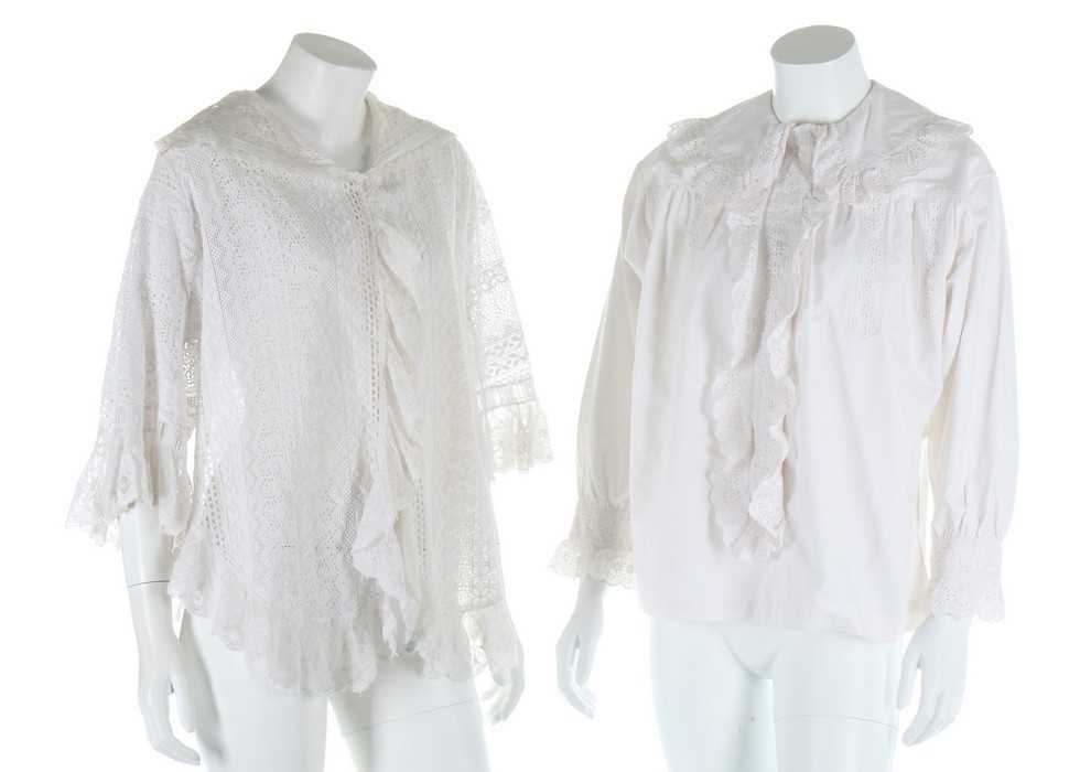 Lot 204 - White cotton, linen and lace garments dating