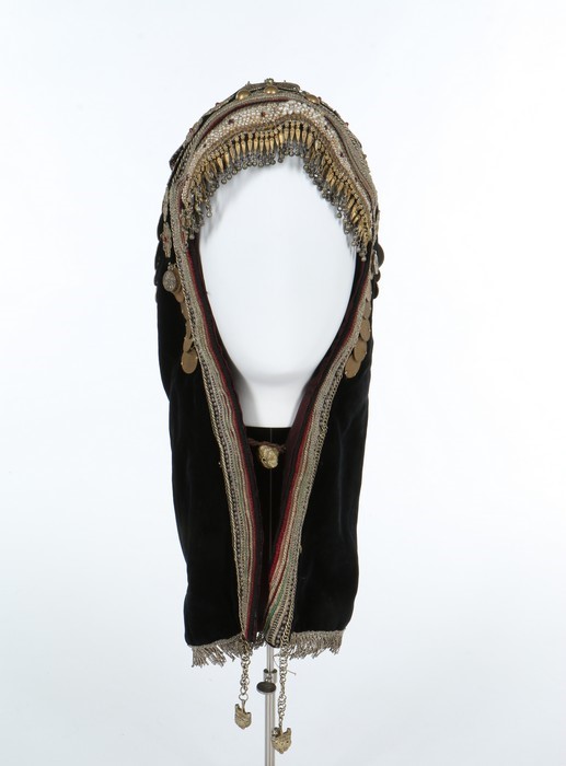 Lot 373 - A woman's black velvet hood (Gargush),