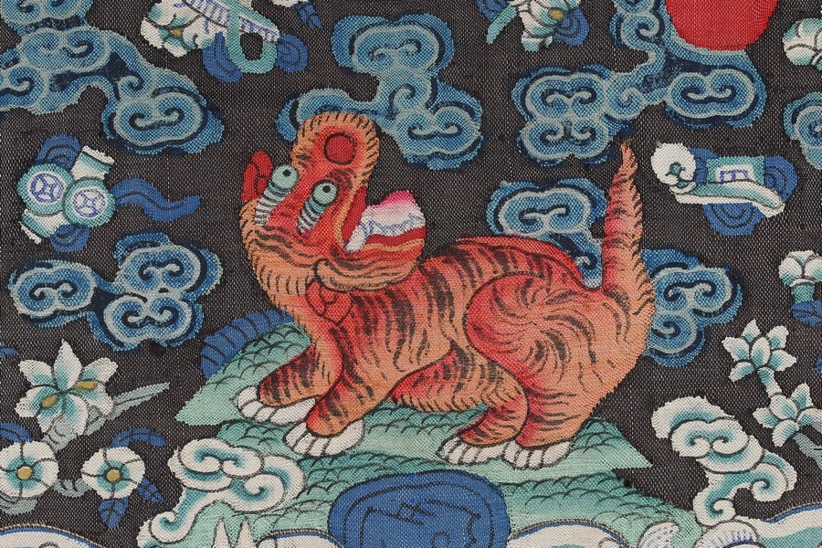 Lot 494 - A set of 4th rank tiger military rank badges,