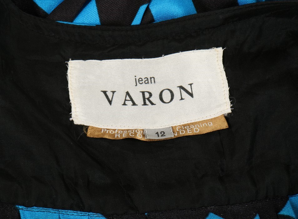 Lot 176 - A Jean Varon blue and black printed jersey