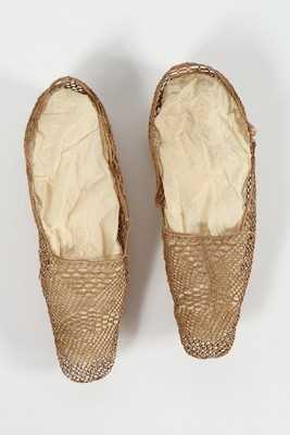 Lot 51 - A pair of woven vegetable fibre summer shoes,